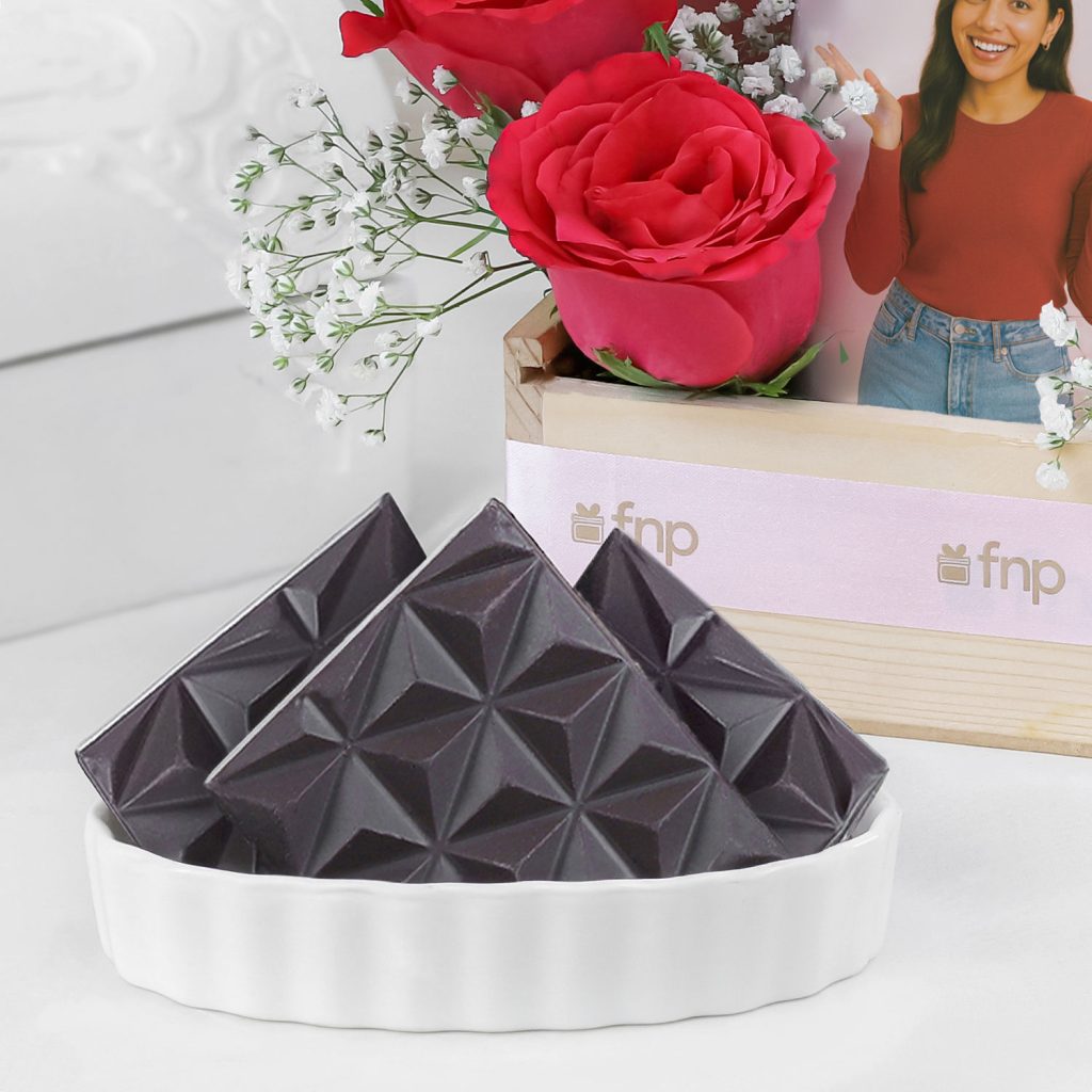 Fifteen N Fabulous Sweet Surprise Box – Zestta Delight