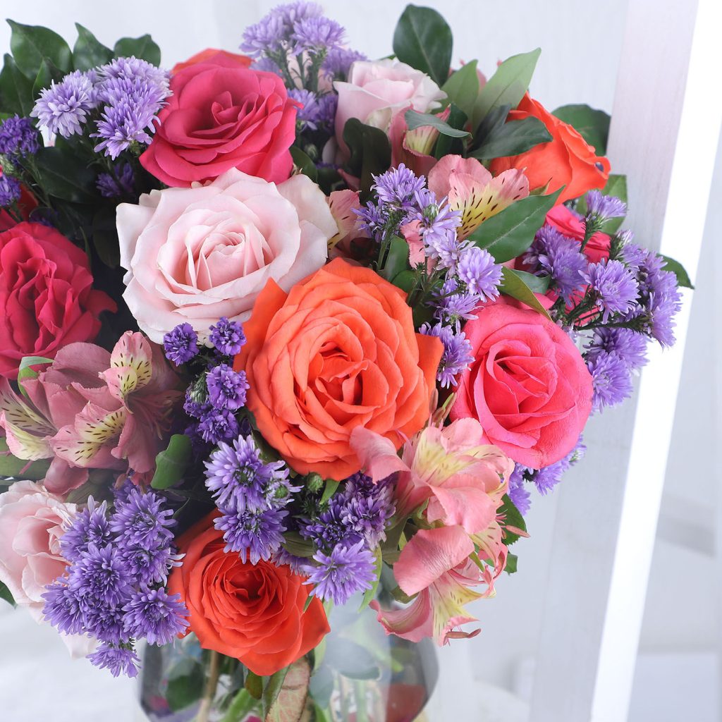 Sweet Avalanche Rose Ensemble – Zestta Delight